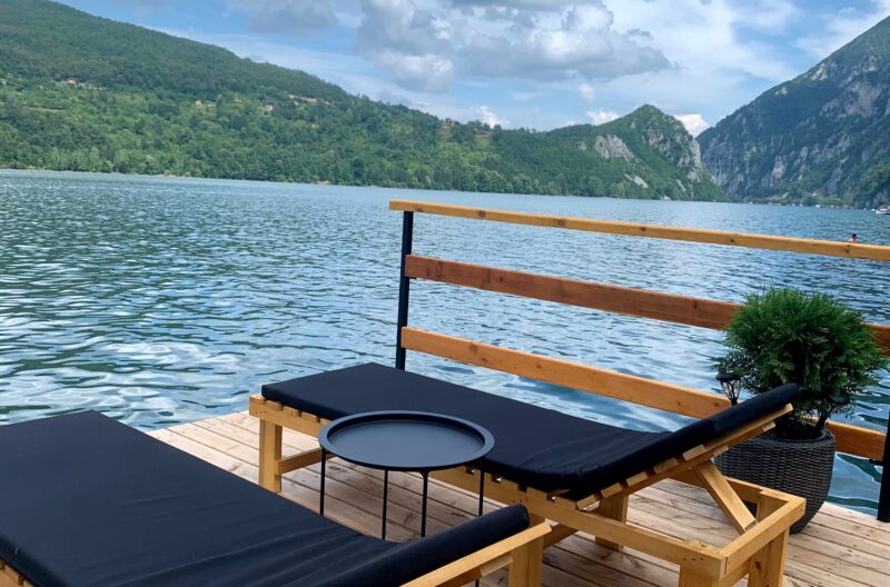 Splavovi Perućac - smeštaj kućica na vodi, iznajmljivanje, cena