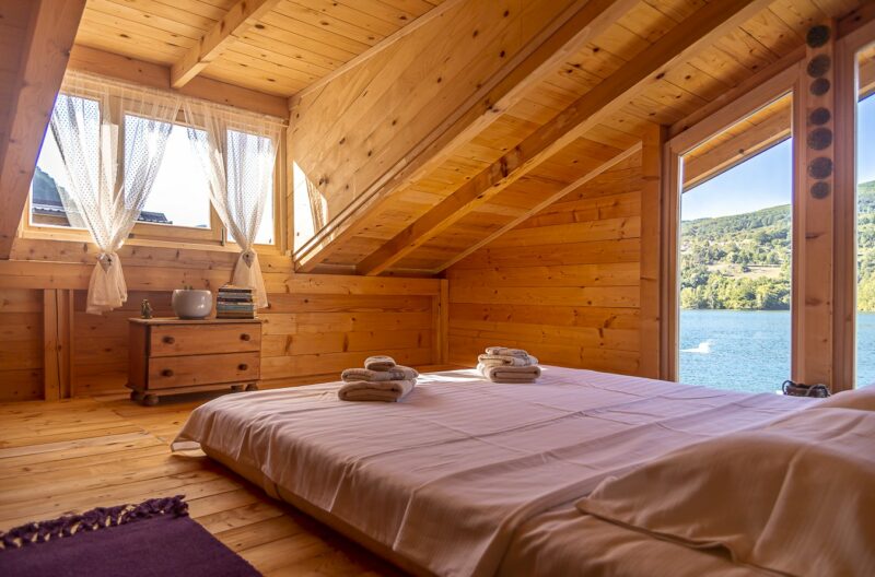 Splavovi Perućac - iznajmljivanje i cene | Splav-na-dan