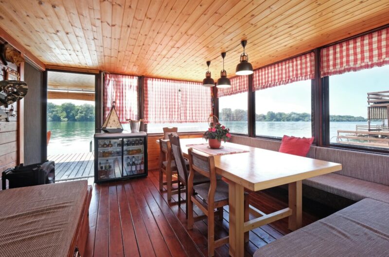 Splav na dan Beograd - iznajmljivanje splavova na Savi i Dunavu