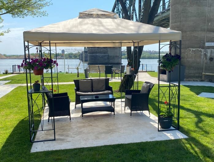 Splav na dan Lavić - mirna oaza na reci Savi za odmor do 8 gostiju