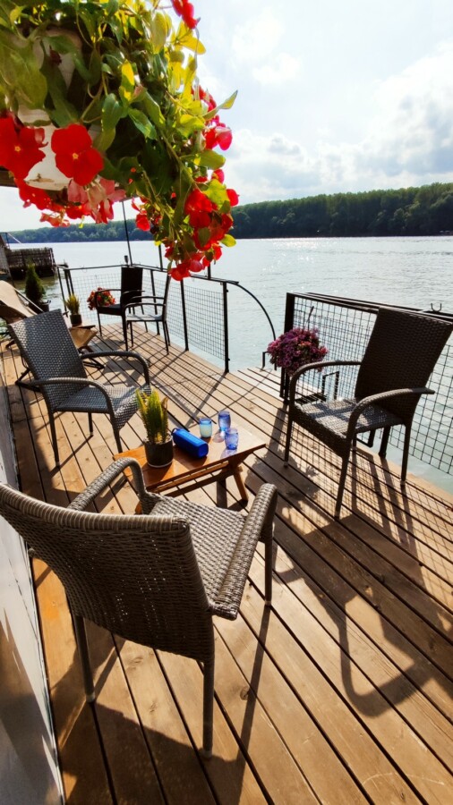 Splav na dan Perla - Proslave do 10 gostiju na reci Savi u mestu Umka