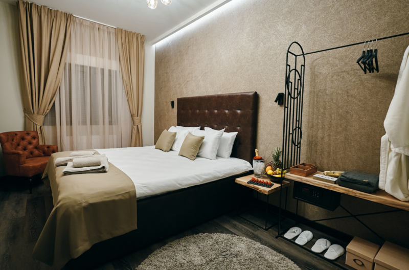 Splav na dan Ada Pool - opušteno, veselo, urbano! 💦🍹 Bazen!