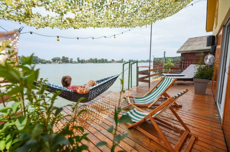 Splav na dan Shoom - Provedite najlepše trenutke van grada na reci Savi!