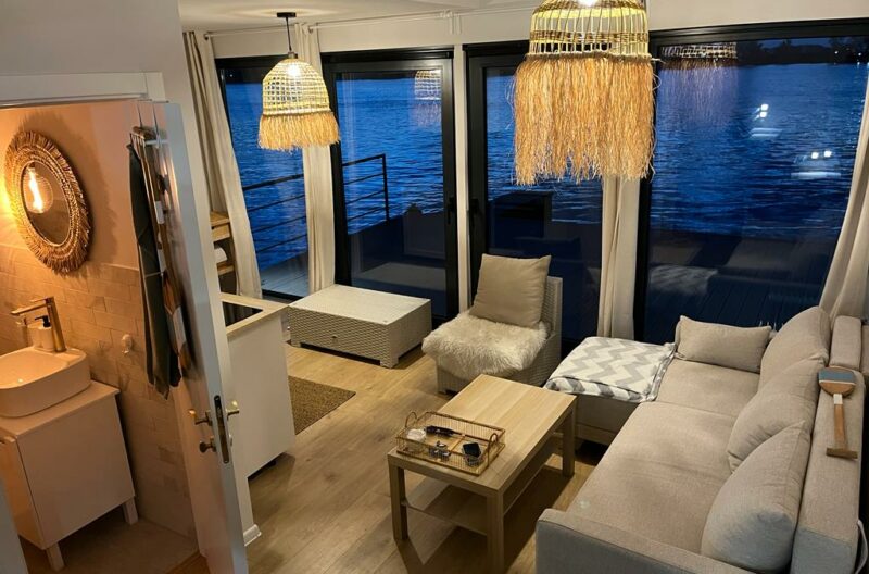 Splav na dan Shoom - Provedite najlepše trenutke van grada na reci Savi!