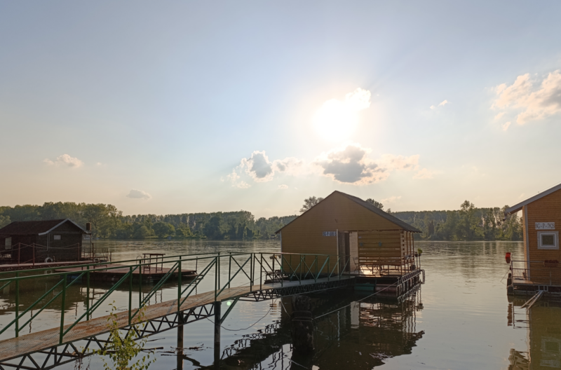 Splav na dan Perla - Proslave do 10 gostiju na reci Savi u mestu Umka