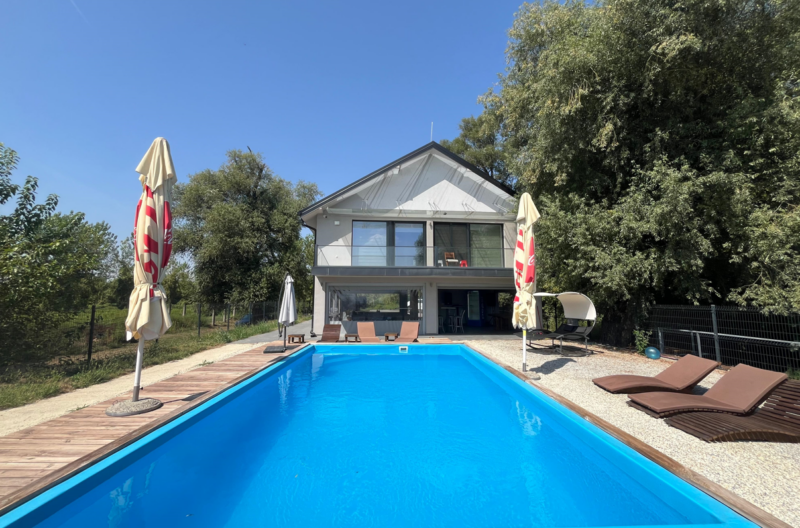 Splavovi za proslave i žurke - iznajmljivanje | Splav-na-dan