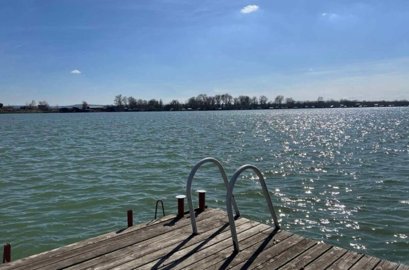 Twins Water House - Dobrodošli na očaravajući luksuzni splav na reci Savi!